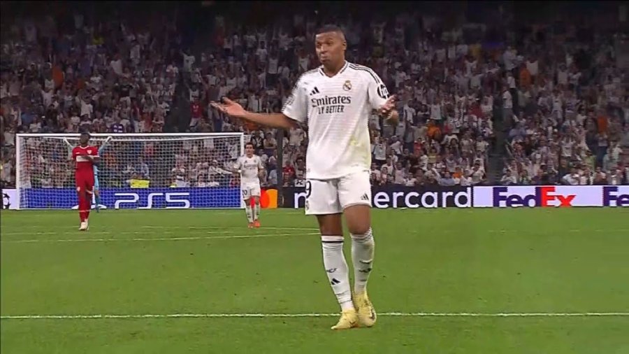 La reacción de apoyo de Mbappé al gol de Endrick contra el Stuttgart ...